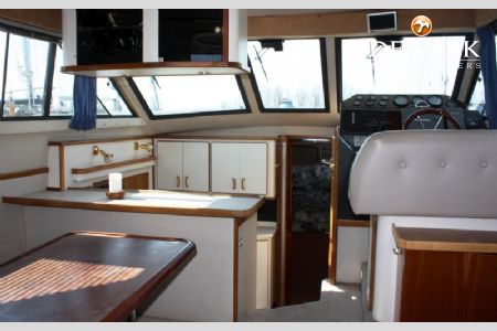 SEA RAY 380 AC motorboot te koop | Jachtmakelaar De Valk