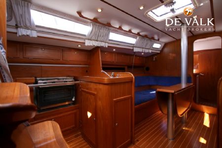 SPIRIT 37 sailing yacht for sale | De Valk Yacht broker