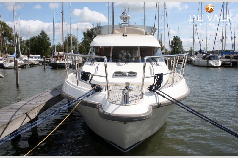 STOREBRO 410 COMMANDER motor yacht for sale | De Valk Yacht Brokers