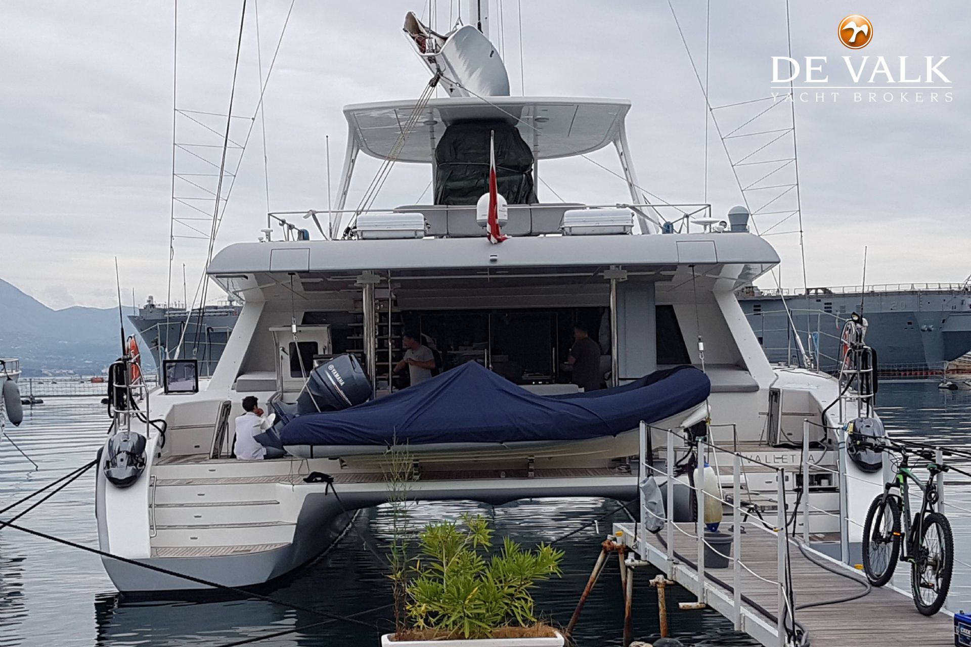 SUNREEF 74 sailing yacht for sale | De Valk Yacht broker