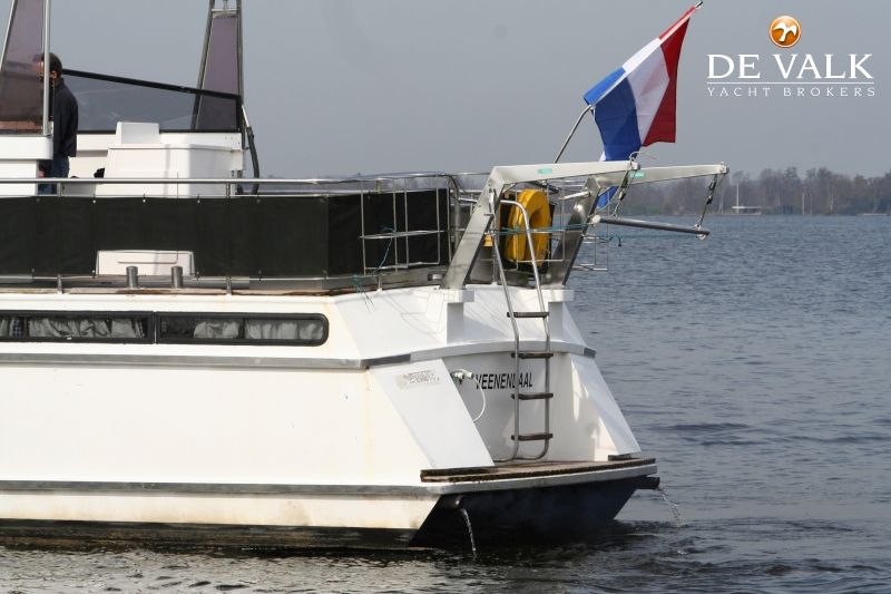 SUPER FALCON 45 motor yacht for sale | De Valk Yacht Brokers