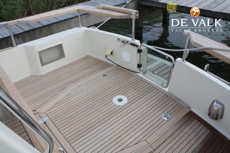 TARGA 23.1 motor yacht for sale | De Valk Yacht broker