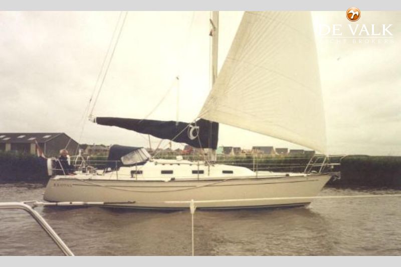 TARTAN 31 PIPER sailing yacht for sale | De Valk Yacht Brokers