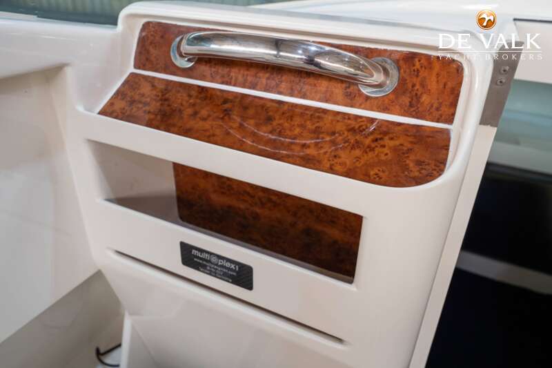 TENDER 8 MTR motor yacht for sale | De Valk Yacht broker