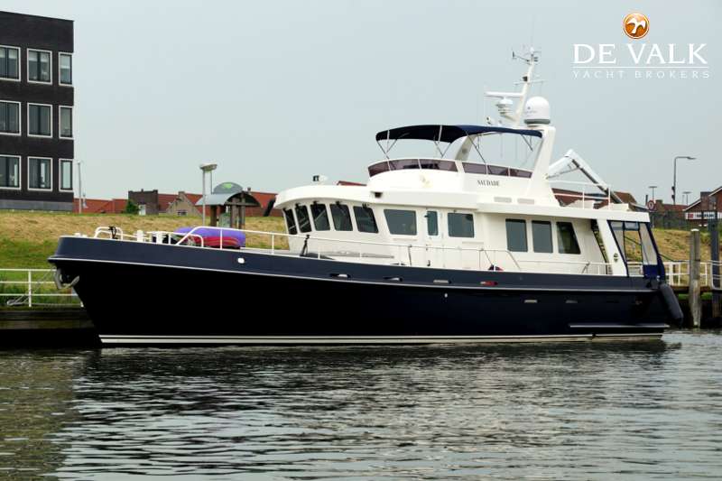 TRAWLER EXPLORER 60 motor yacht for sale | De Valk Yacht broker