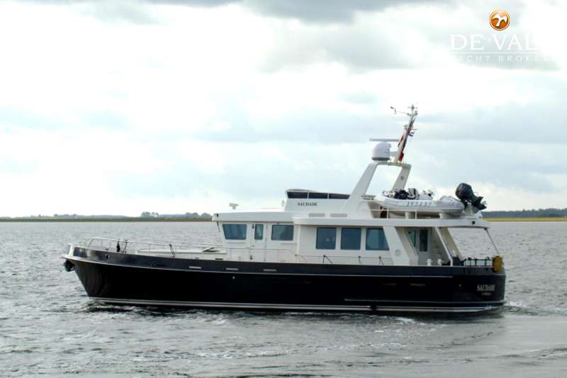 TRAWLER EXPLORER 60 motor yacht for sale | De Valk Yacht broker