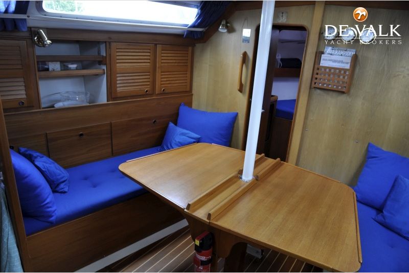 WESTERLY FALCON 34 sailing yacht for sale | De Valk Yacht Brokers