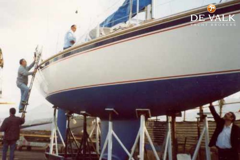 WESTERLY TYPHOON 37 sailing yacht for sale | De Valk Yacht Brokers